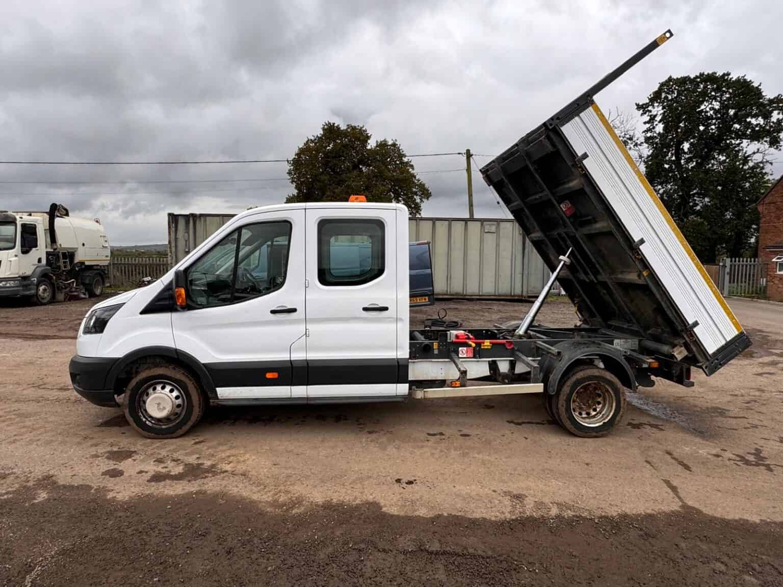 2018 FORD TRANSIT TIPPER - CarLuv